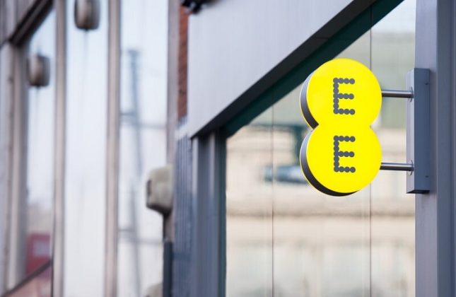 EE deploys 1,000 small cells across the UK - TelecomDrive